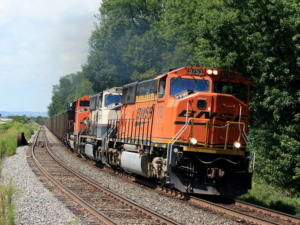 BNSF 9753